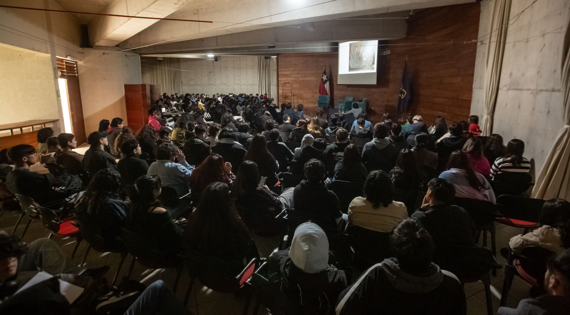 Universidad de Valparaíso - “Conferencias y conversaciones”, iniciativa ...